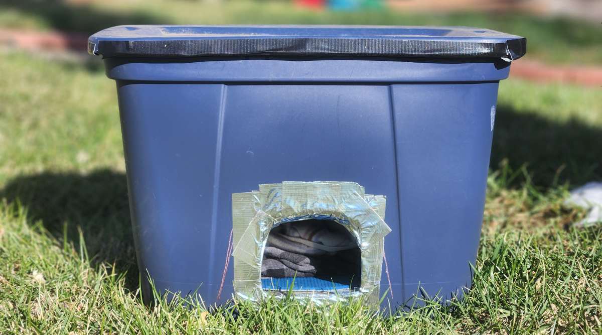 How To Make A Feral Cat House For Under $20: Easy DIY - Love Your Cat