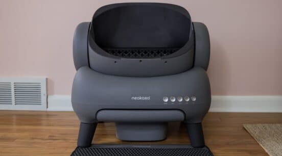 Neakasa Litter Box Reviews: My Cat's Self-Cleaning Experience - Love ...